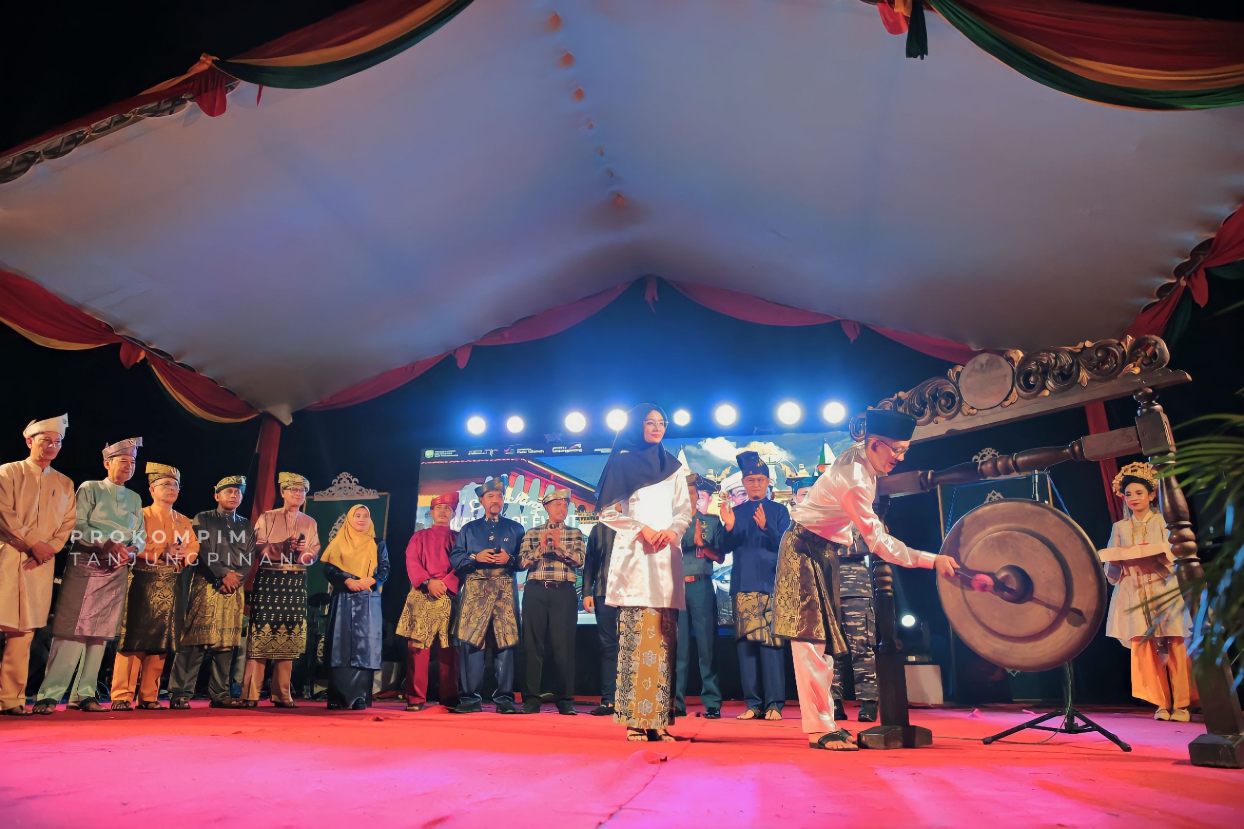 Tutup Gawai Rakyat, Hasan Launching Kalender Event Kota Tanjungpinang ...